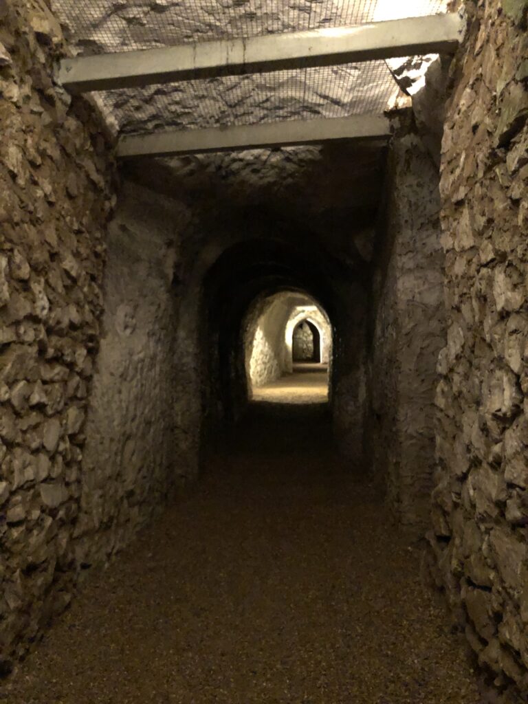 The Hellfire Caves, West Wycombe – Curious Archive