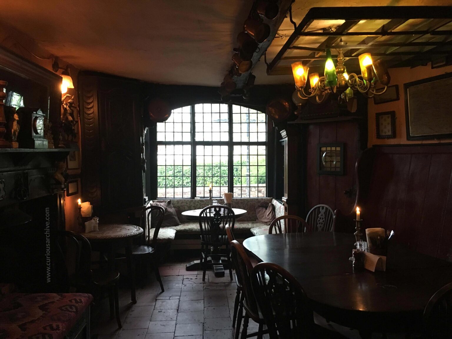 The Ghosts of England’s Oldest Pub, The Royal Standard of England ...